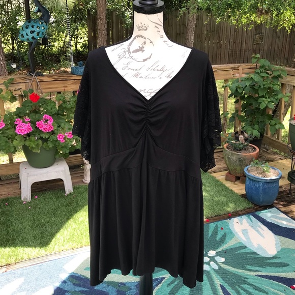 torrid | Tops | Torrid Super Soft Black Vneck Shirt Lace Sleeved Flowy ...